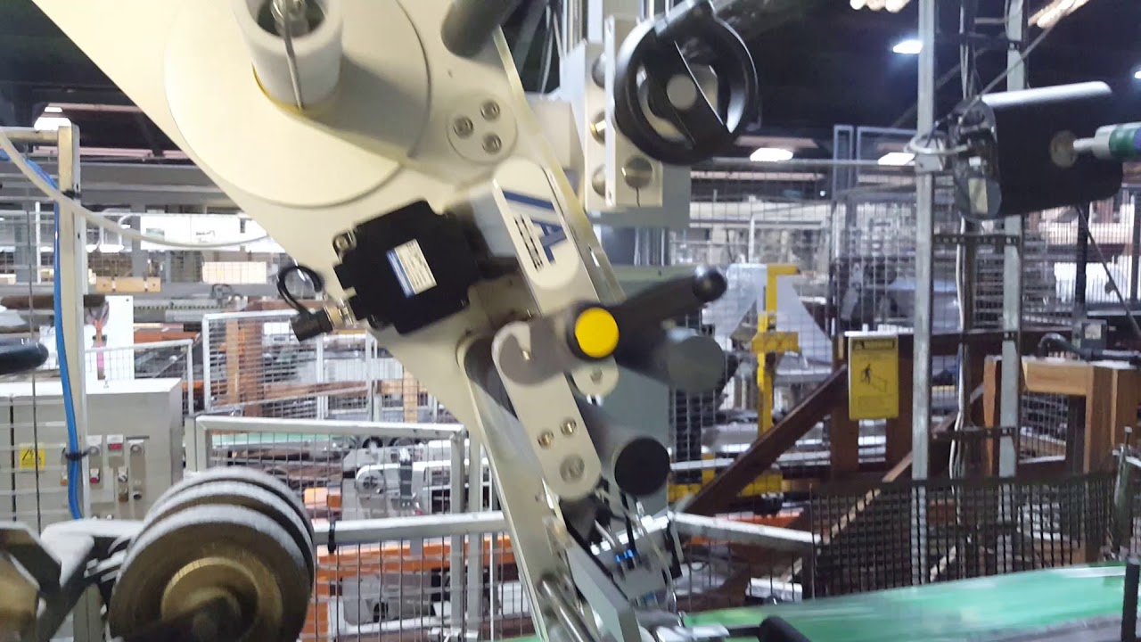 ALritma M Pneumatic Peeler High Speed on Timber Moulding - ALTech UK
